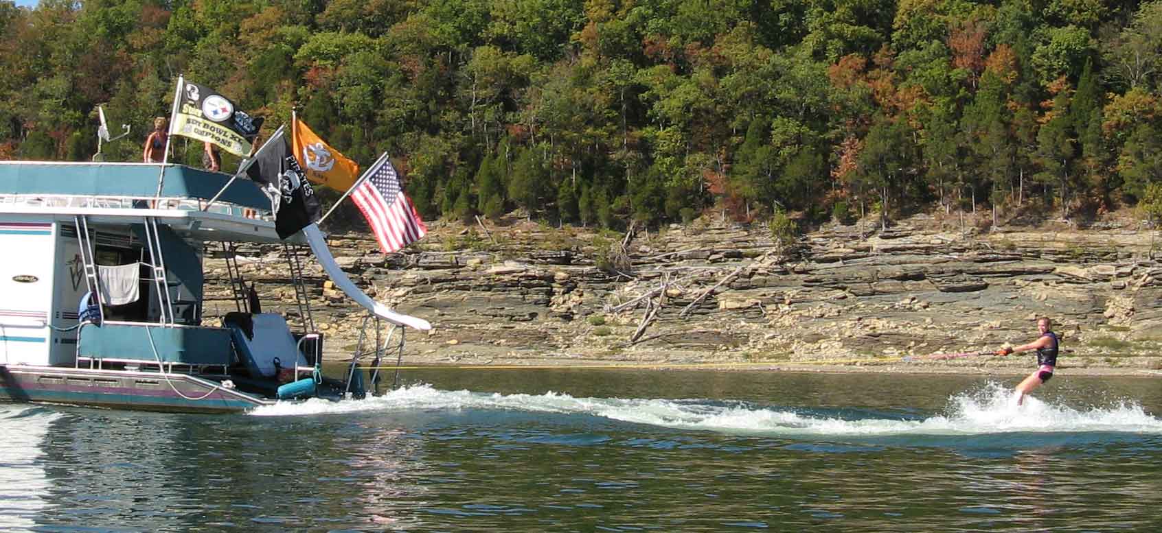 Houseboat Skiing??